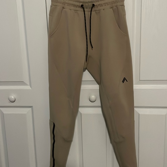 Alphalete | Pants | Lbd Better Than Our Best Alphalete Mens Joggers ...